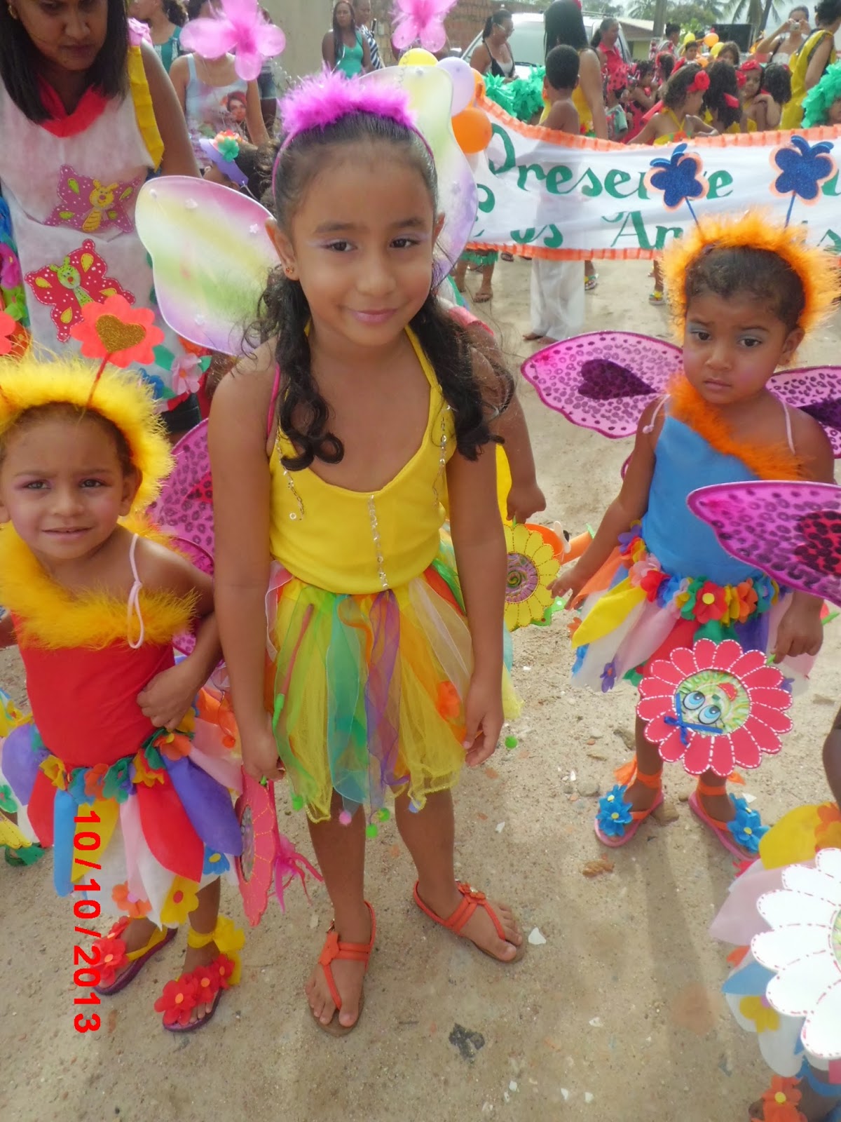 CRECHE SOL NASCENTE / SONHO DE CRIANÇA: DESFILE DA PRIMAVERA 2013