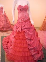 Model Gaun Pesta Elegan