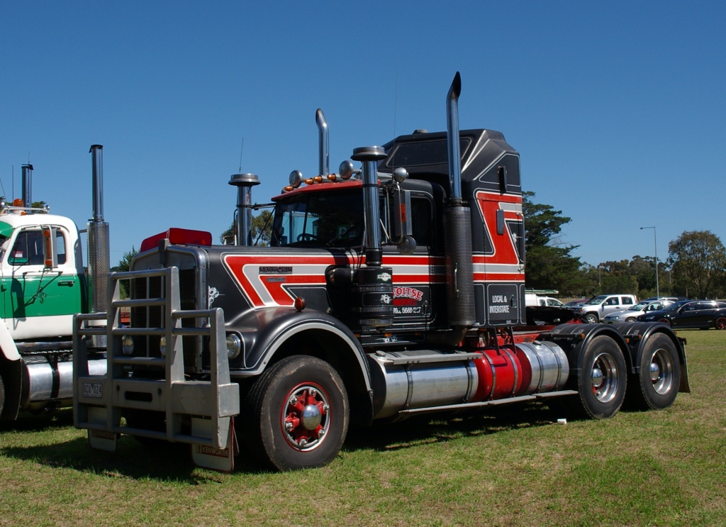 Historic Trucks: March 2013
