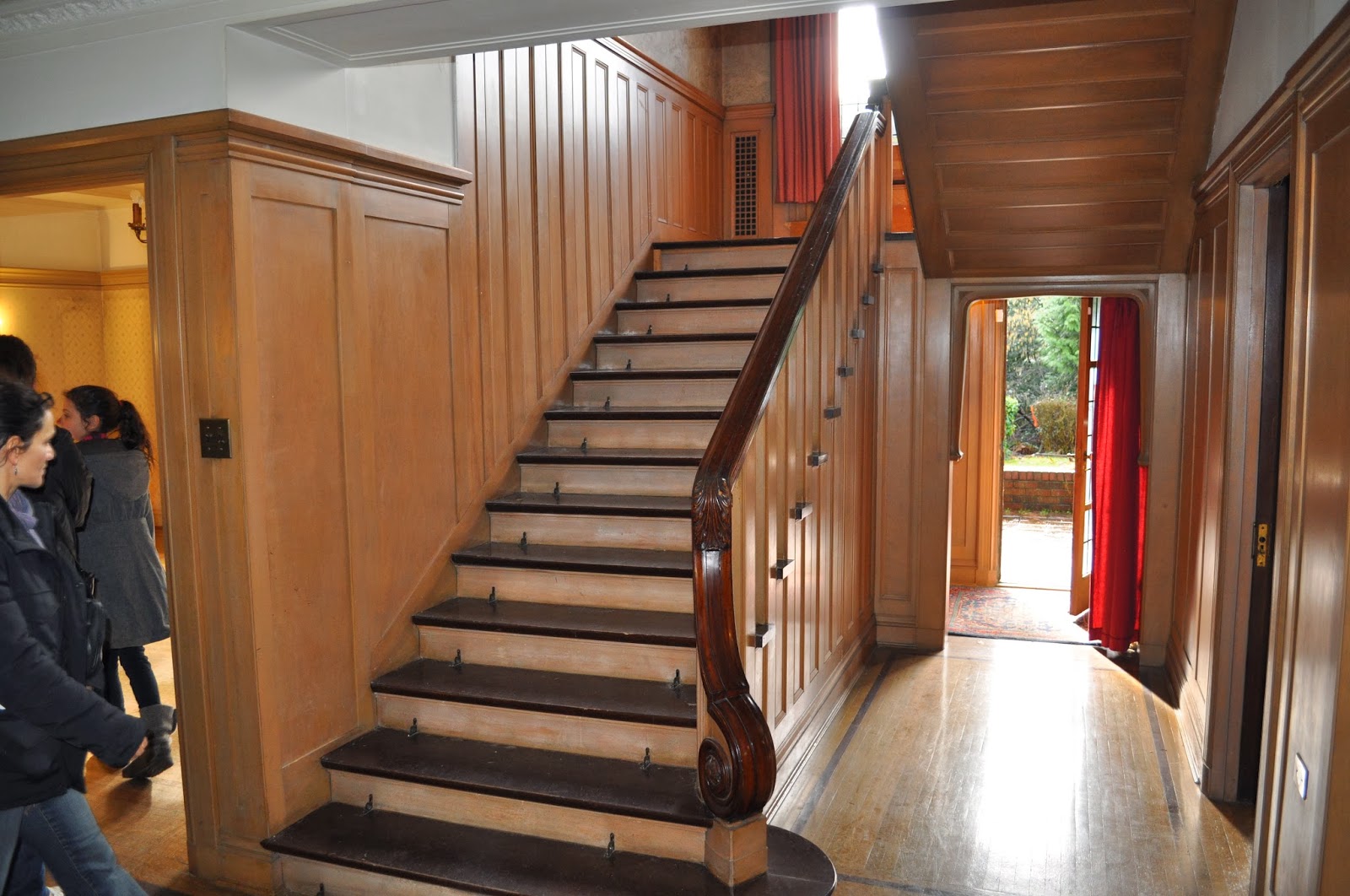 Whispers from the Edge of the Rainforest: Wilmar Mansion sells