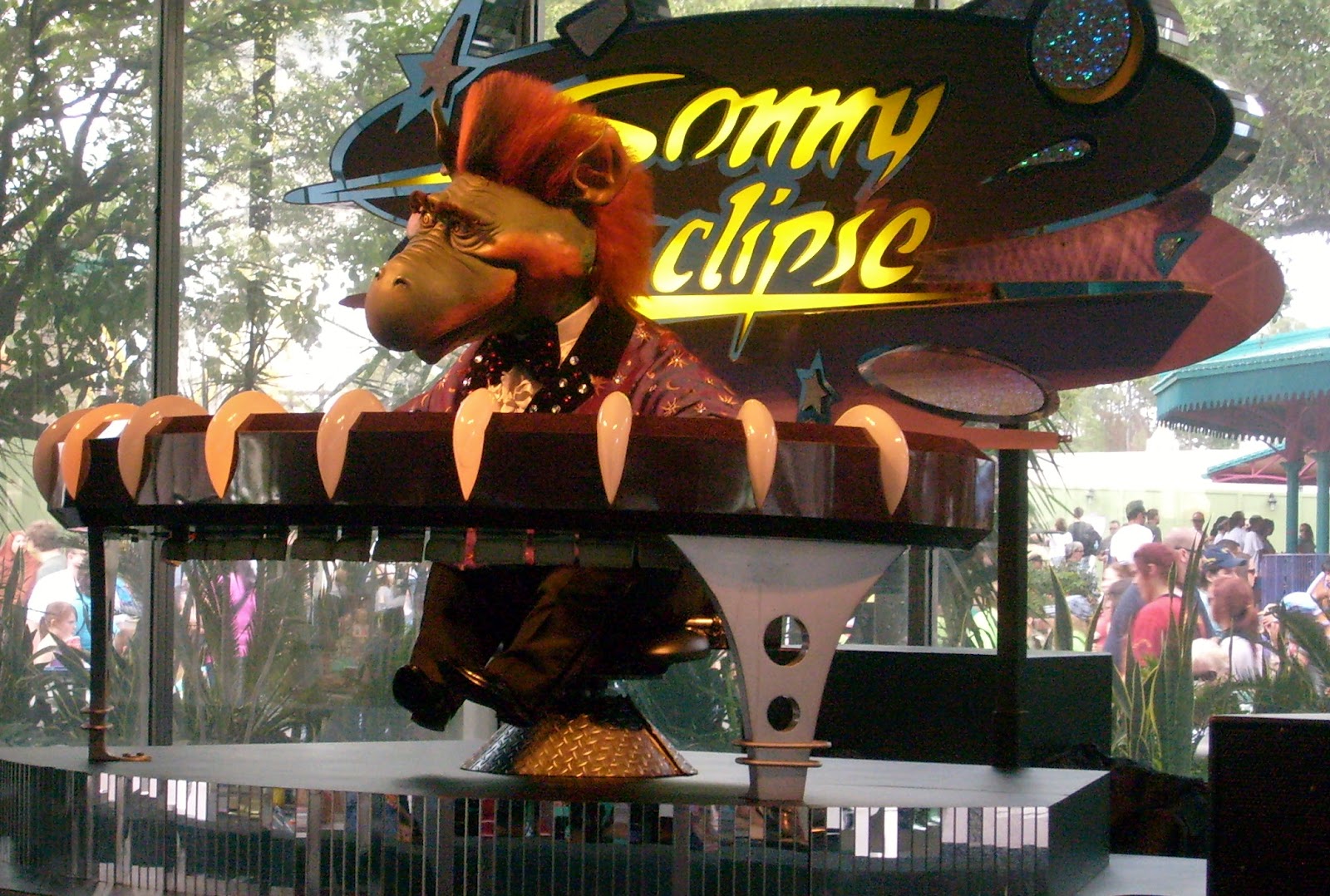 That Disney Girl.: Cosmic Ray's Starlight Cafe: Restaurant Review