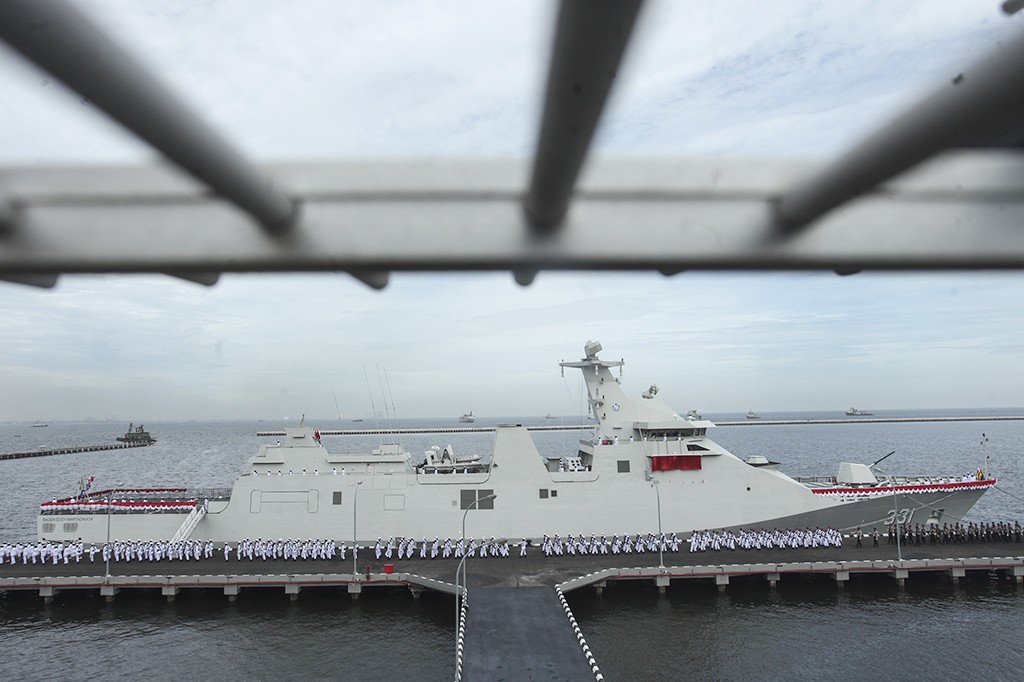 KRI R.E. Martadinata (REM)-331 Melaksanakan Latihan RAS | jejak defence