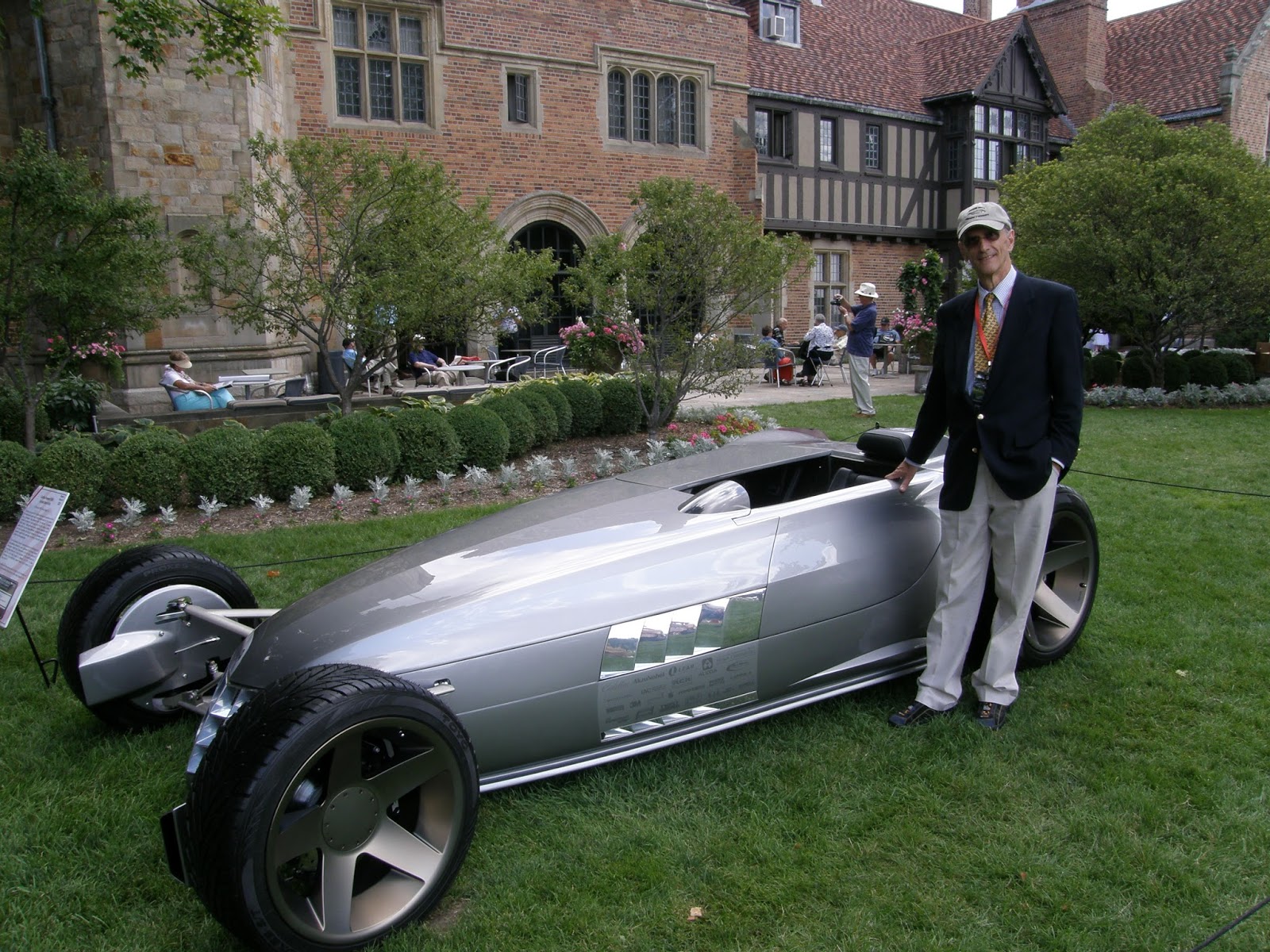 Wayne K Cherry Design: VSR concept car