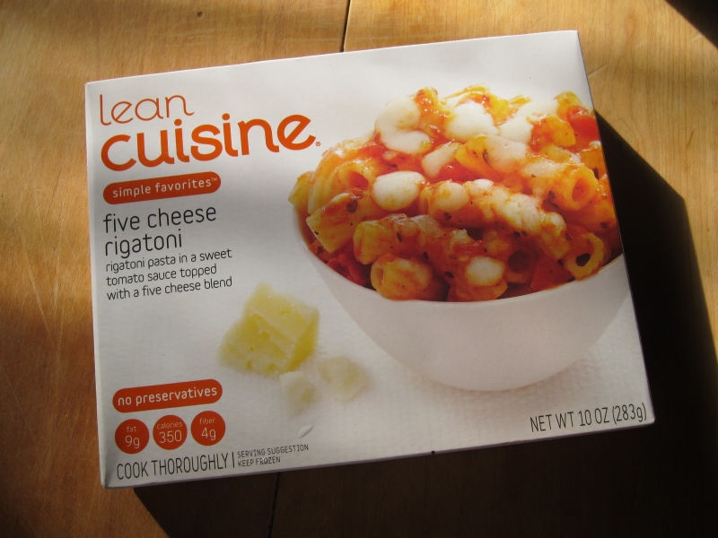 Frozen Friday: Lean Cuisine - Five Cheese Rigatoni
