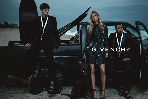Mundo Das Marcas: GIVENCHY