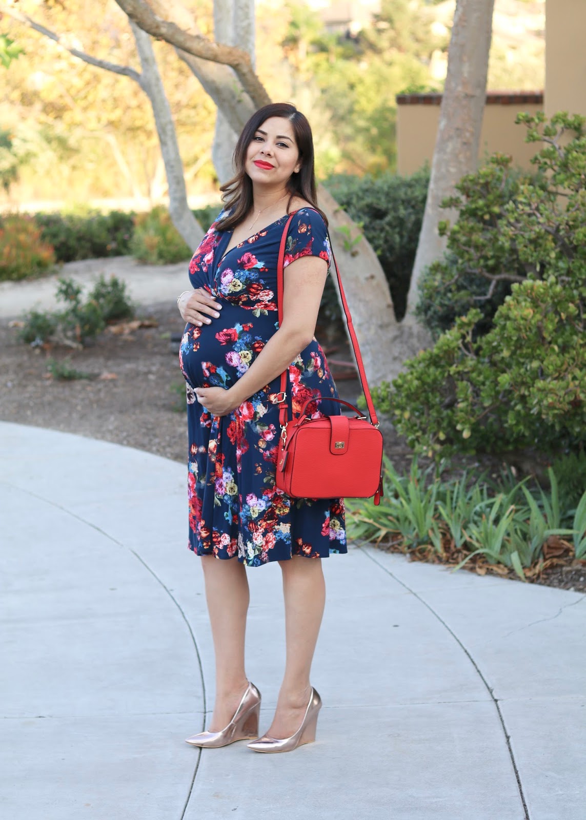 Elegant Maternity Outfit - Lil bits of Chic