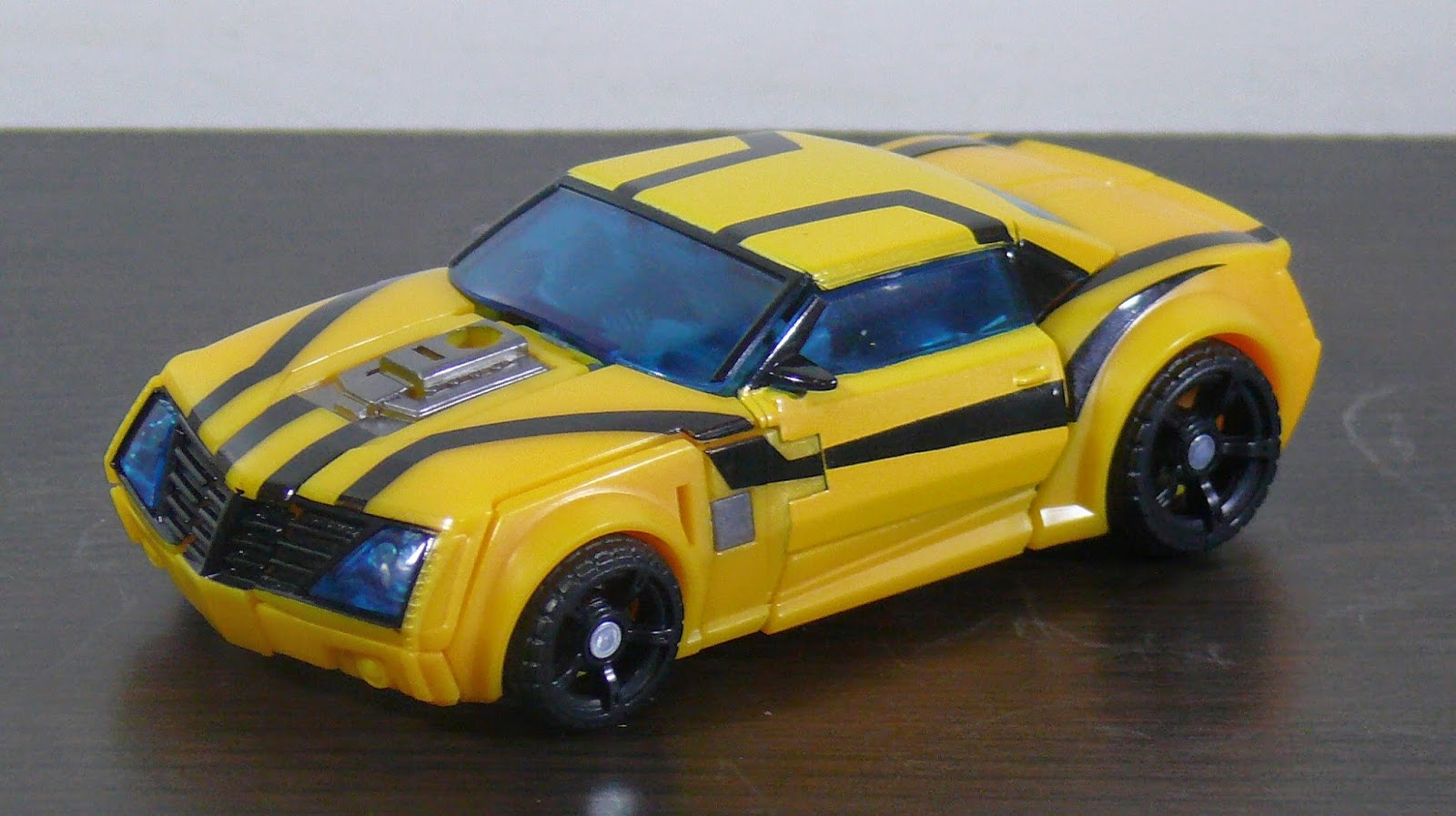 Blog Transformers.com: 1075: Bumblebee RID (Transformers Prime)