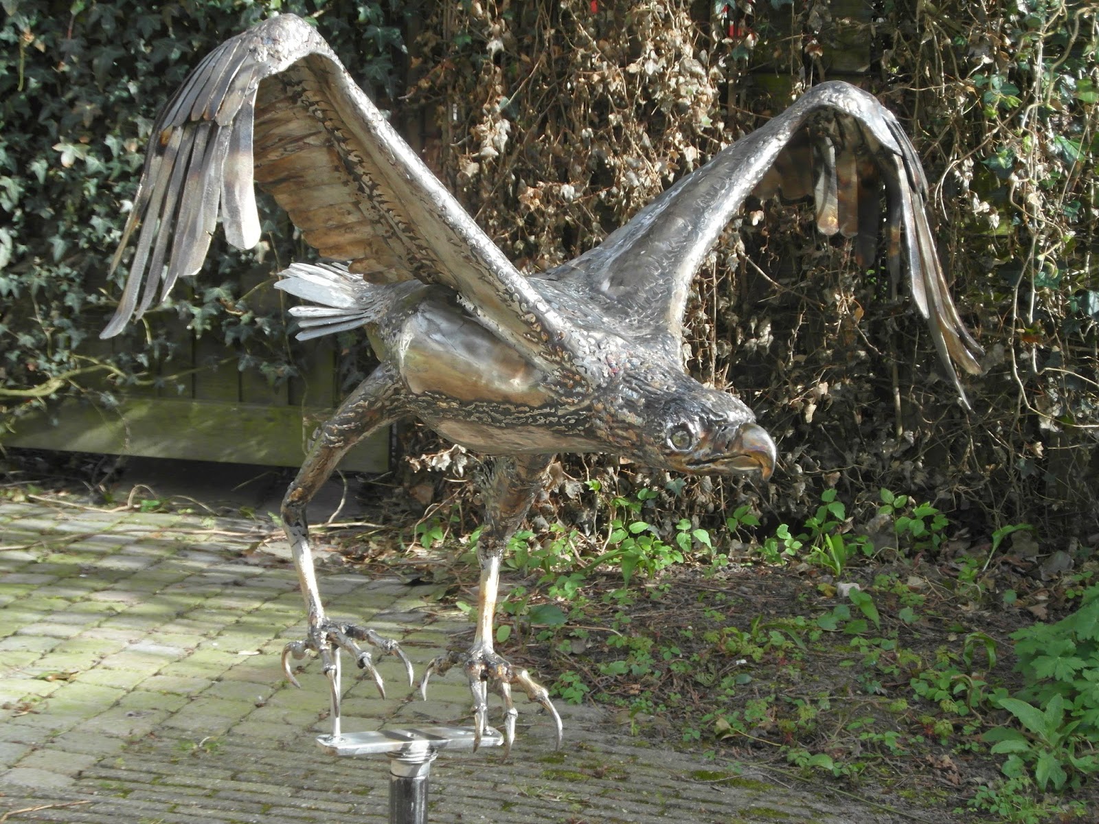 GALERIE MILDAM: EXPOSITIE SCULPTUREN VAN DE NATUUR