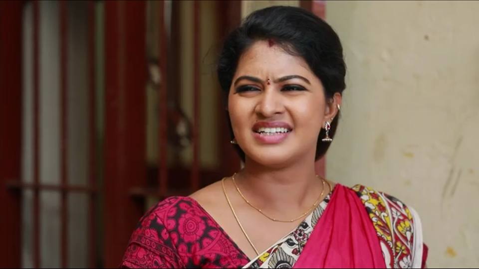 Saravanan Meenatchi Rachitha Cute in red Saree