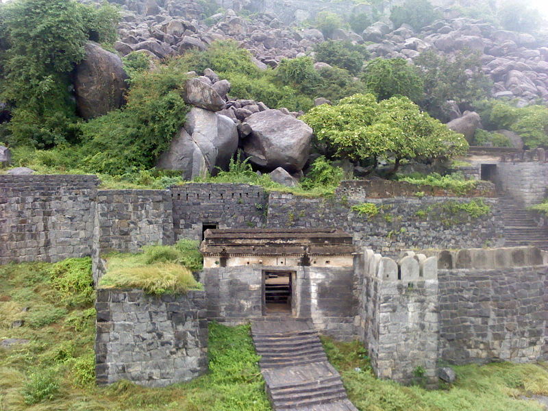 Tamilnadu Tourism: Gingee Fort, Gingee (Senji)