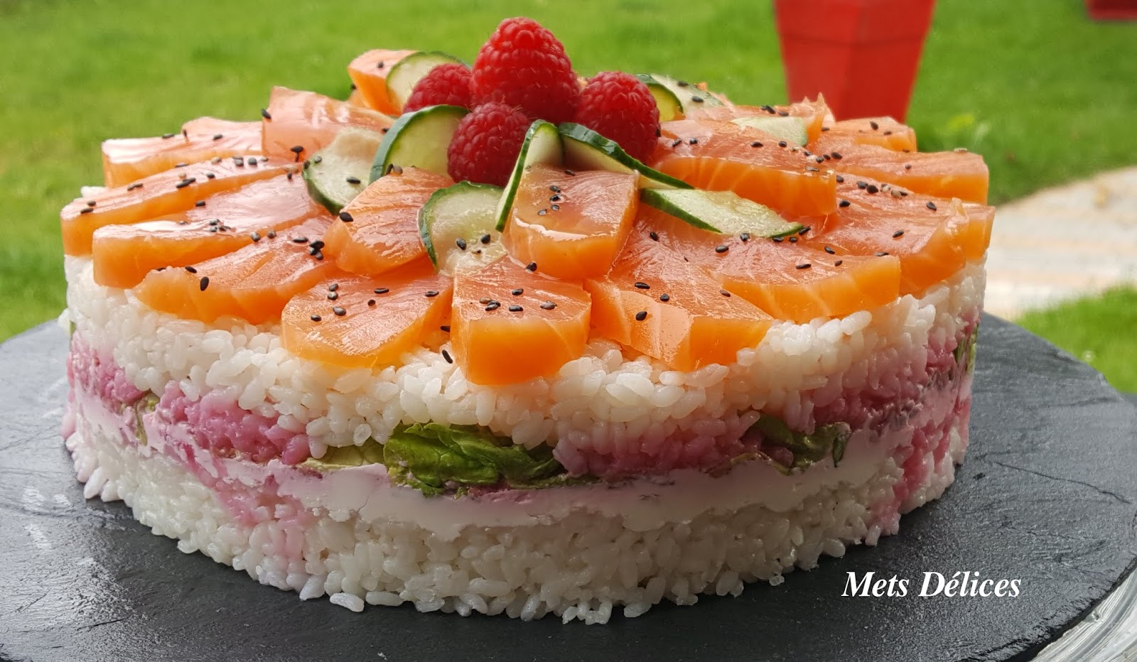 Sushi cake