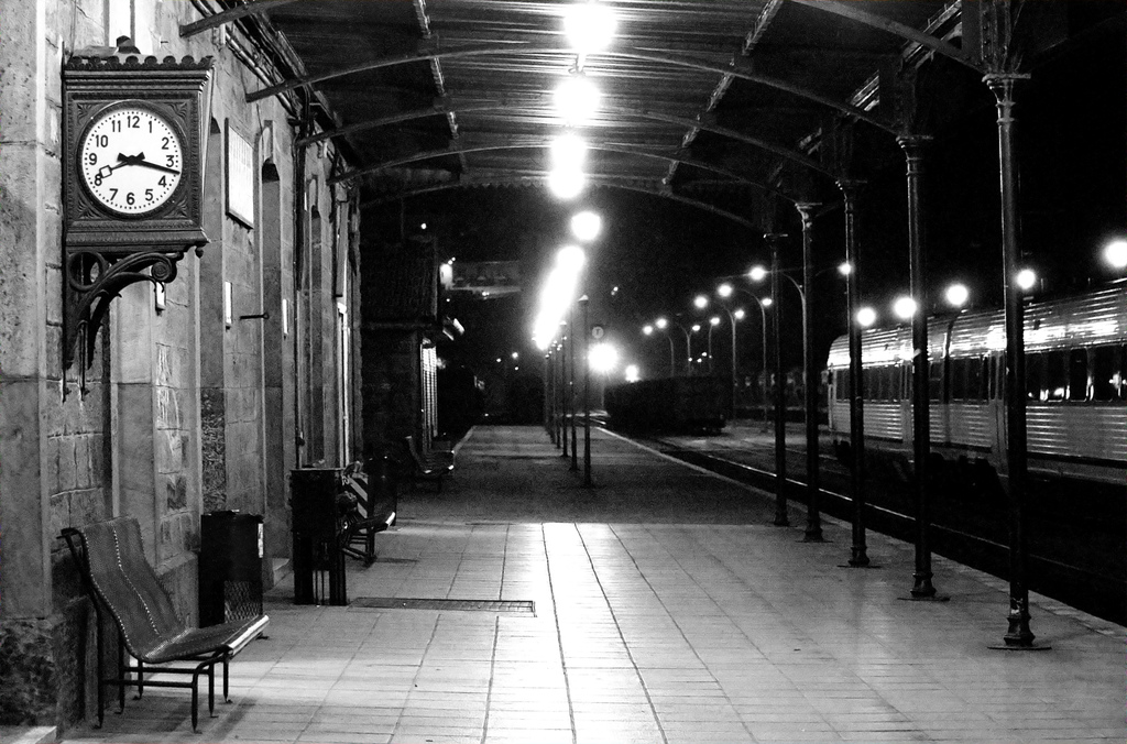 CUADERNOS DE DEUSTAMBEN: La estación tiene el encanto que el tiempo da ...