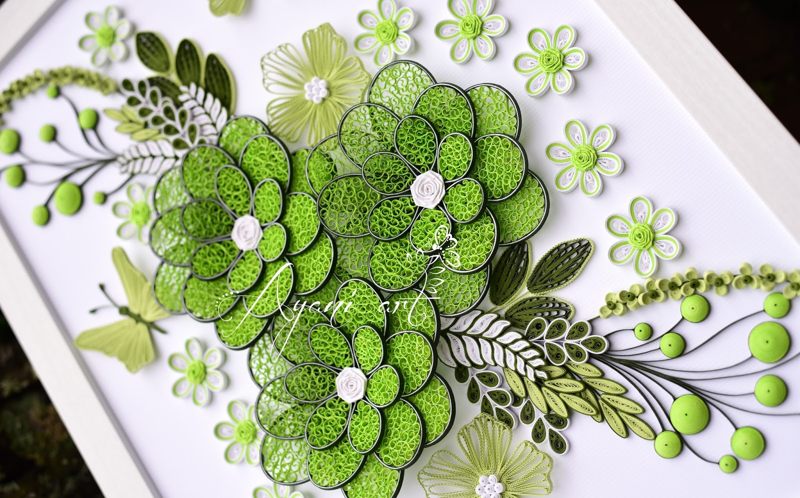 Ayani art: Quilling Green and White