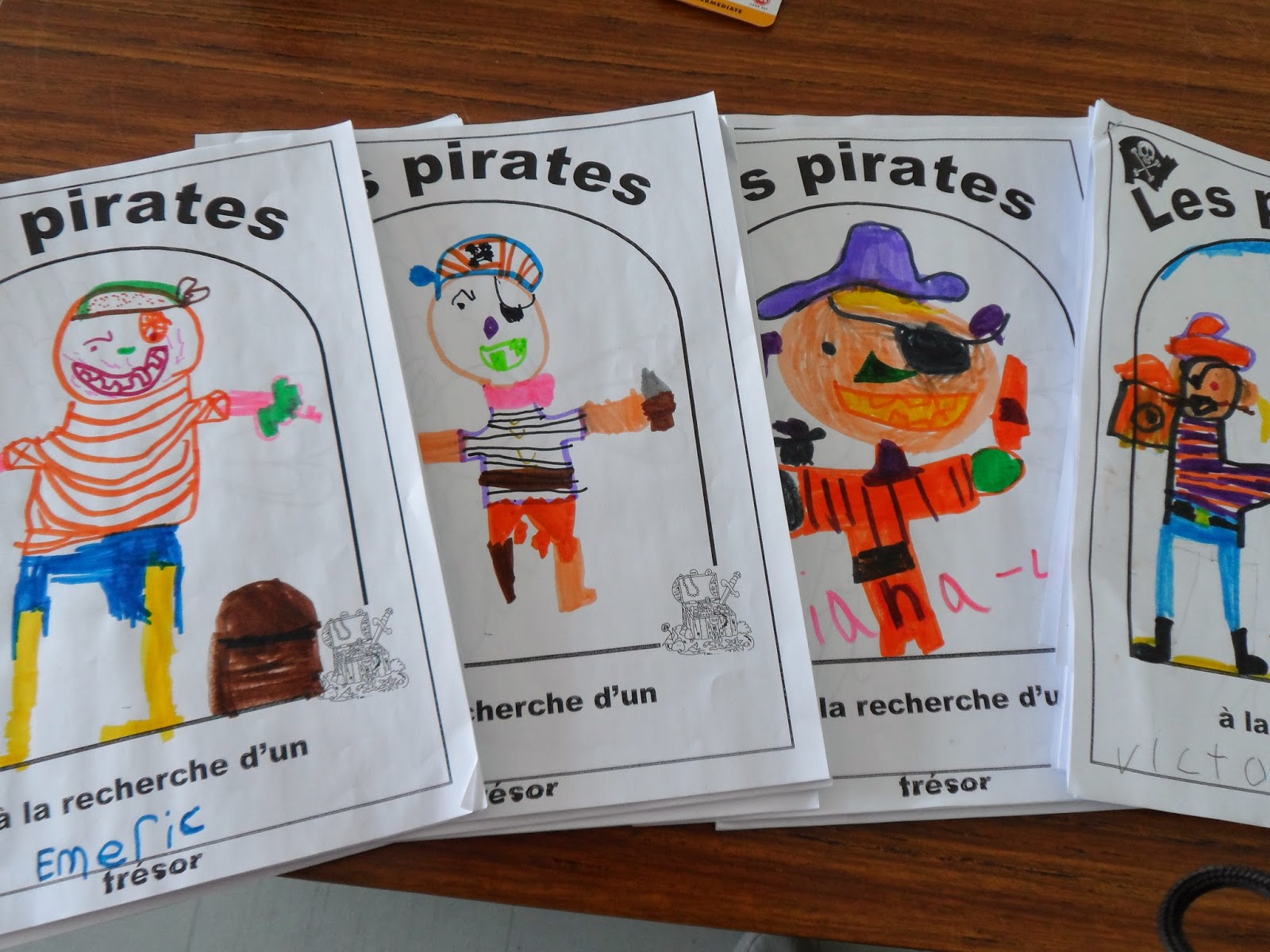 Sablière003: LES PIRATES