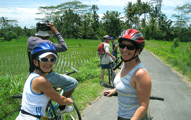 Bonefish Taxi: Downhill Bike Ride