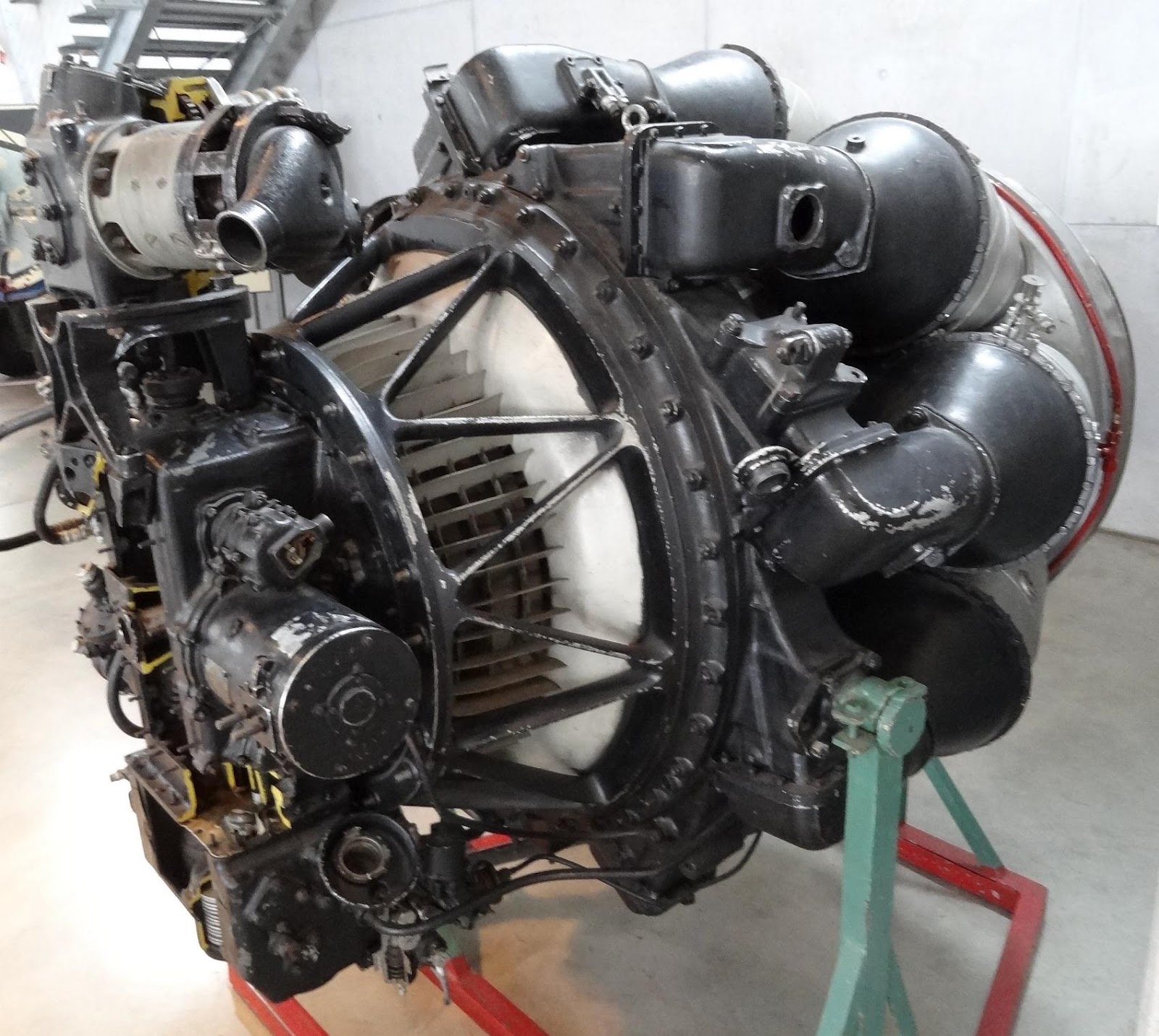 Plastic Models on the Internet: Engine Walkaround vol.9