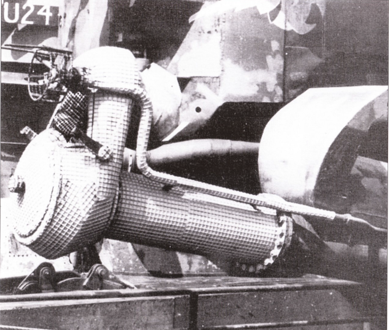 Type IX-C 1/32 scale/Type IX-C 1/72 scale: 1/72 Revell Type IX-C with a ...