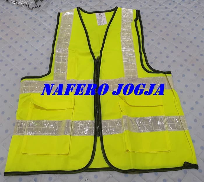 Rompi Safety Premium 2 Kantong HIJAU - NAFERO SAFETY