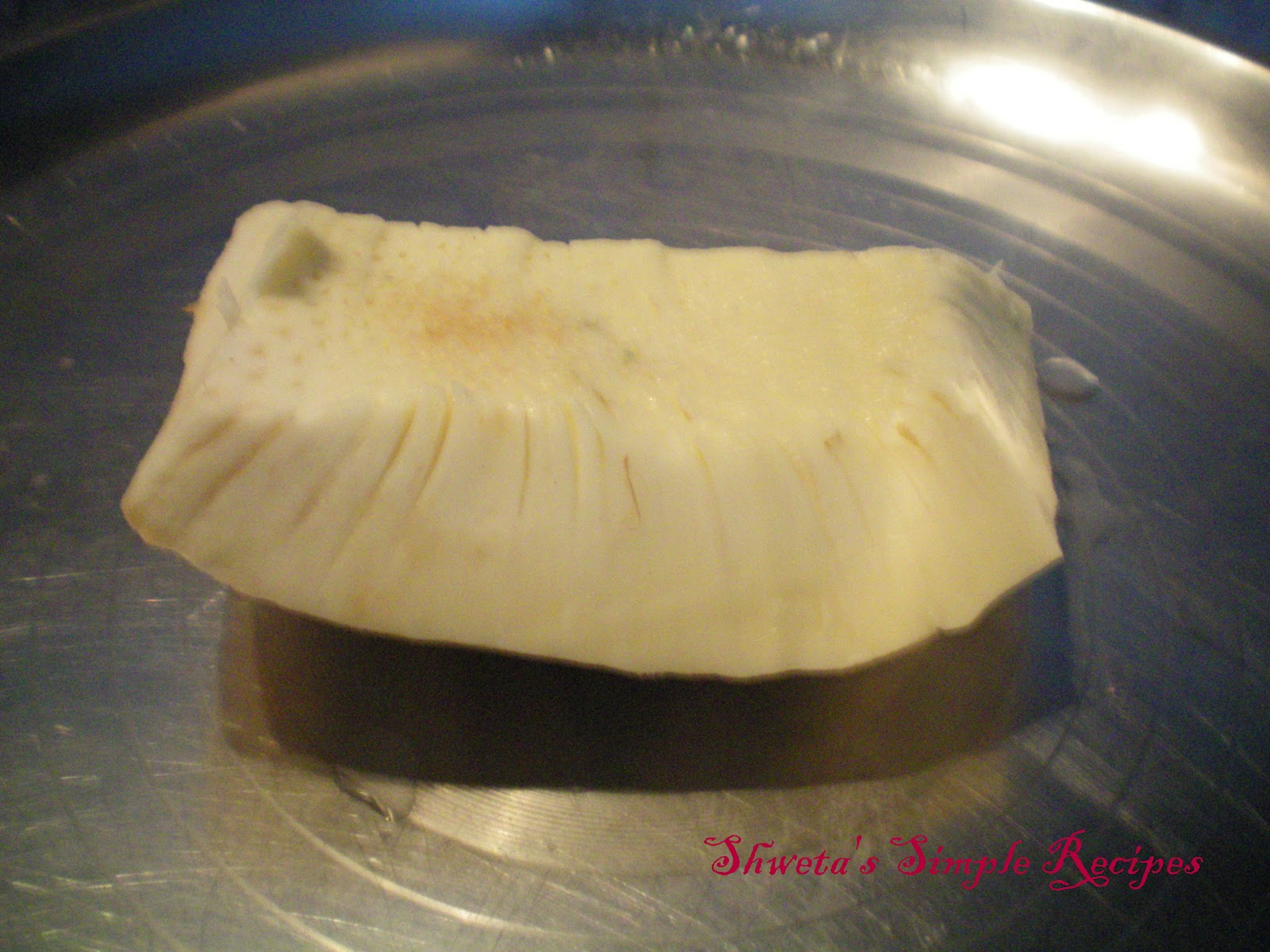 Shweta’s Simple Recipes: Neer Phanasa chi kaapa/Fried Bread Fruit