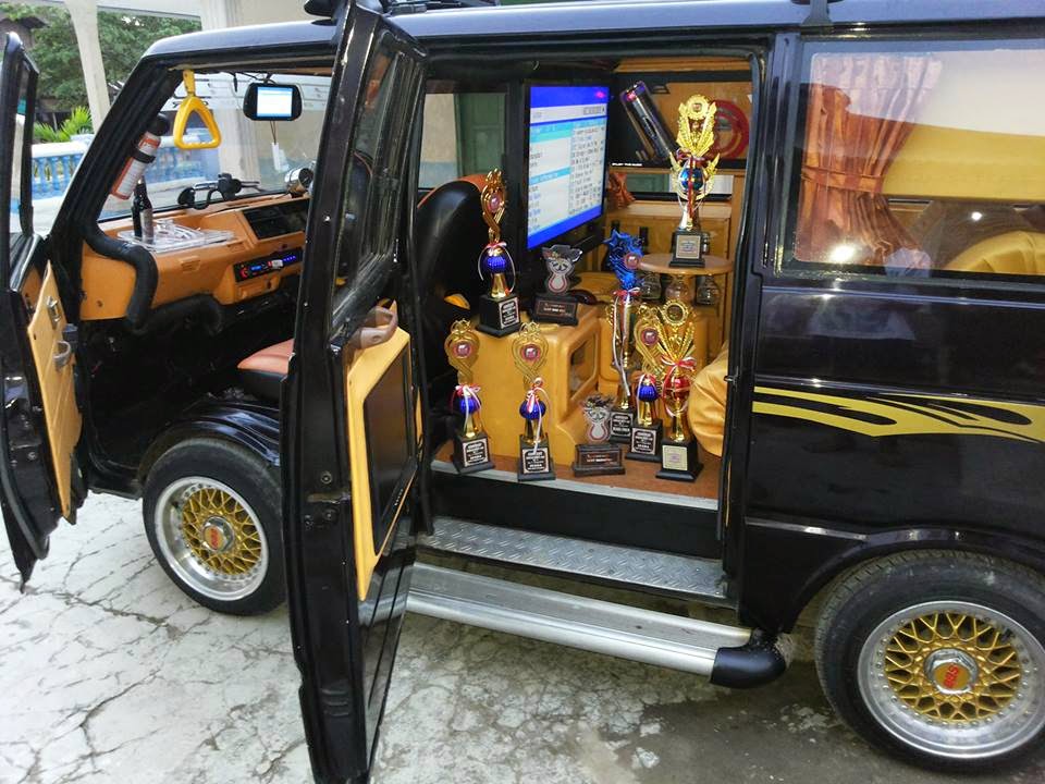 Modifikasi Mobil Hijet 1000, Mobil Tua Unik Se Indonesia 2020