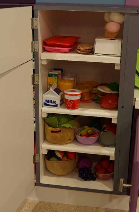 Skocik Money Pit: DIY Play Kitchen