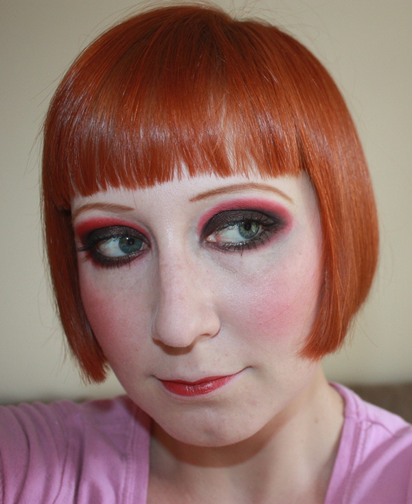 Funky Makeup Junkie: Flapperesque Makeup Look 2