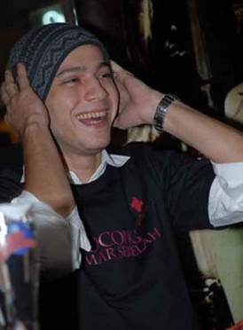 Biodata Aktor Tampan Andrew Ralph Roxburgh Terbaru dan Terlengkap