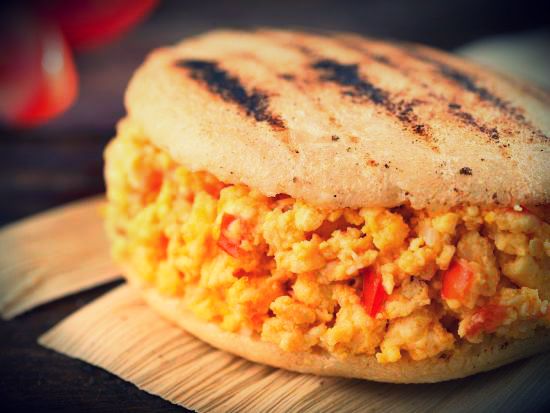 Mis Recetas Fitness: Desayunos Fit: "AREPAS INTEGRALES CON PERICO"