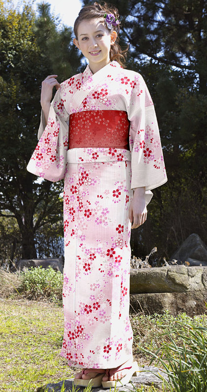 Japan Wannabe: Wafuku: The Difference between Kimono and Yukata