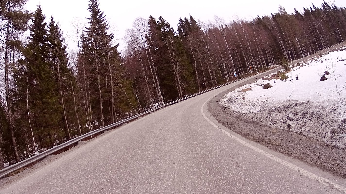 Oma Aika: Vappuna metri lunta ja ihan pässi ylioppilas