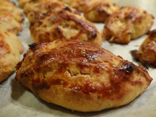 TRENDING: Sweet potato biscuits / Broas de batata doce