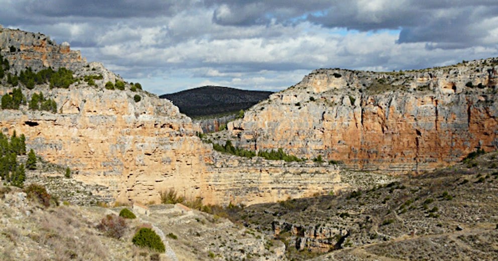 es Zaragoza: Iniciativa pueblos en Arte: Valtorres 2017