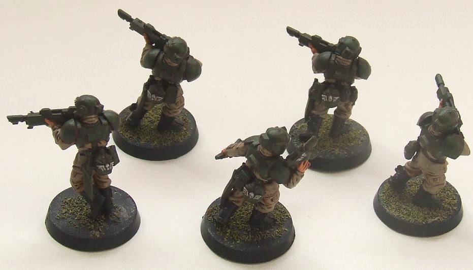 Marching in Colour: Warhammer 40k IMPERIAL GUARD Project