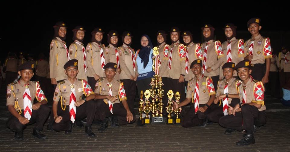 KWARTIR CABANG PRAMUKA TEGAL: Pramuka SMA 1 Slawi Juara Umum LKBB