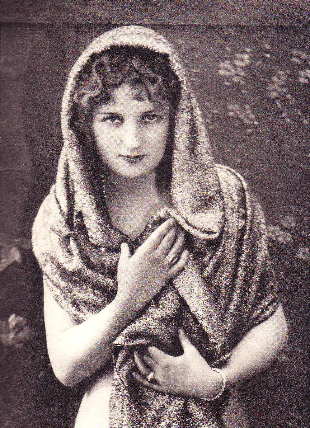 Au carrefour étrange: Beauté Magazine n°14 (1931)