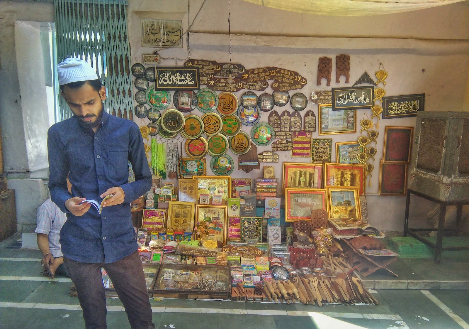 A Walking tour of Mehrauli : The 7 treasures I found in this old town ...