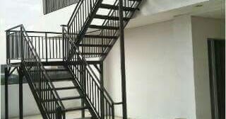 MODEL TANGGA MINIMALIS DAN MODERN - Bengkel Las Kanopi Tangerang ...