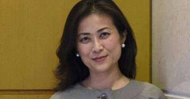 Sinh Hoạt và Đời Sống: ELIZABETH PHÚ - PHỤ TÁ TỔNG THỐNG OBAMA.