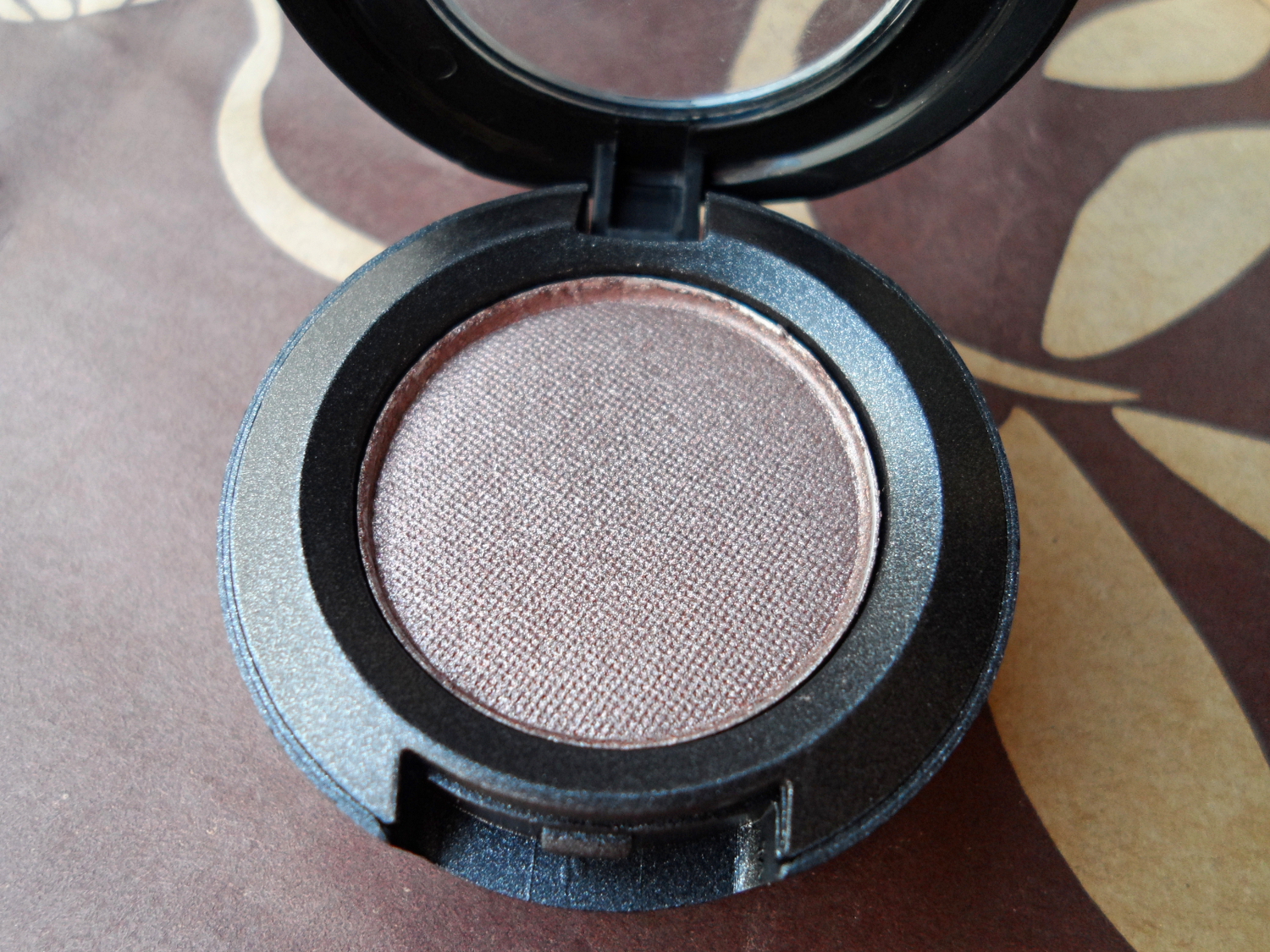 Mac Sable Eyeshadow Tutorial