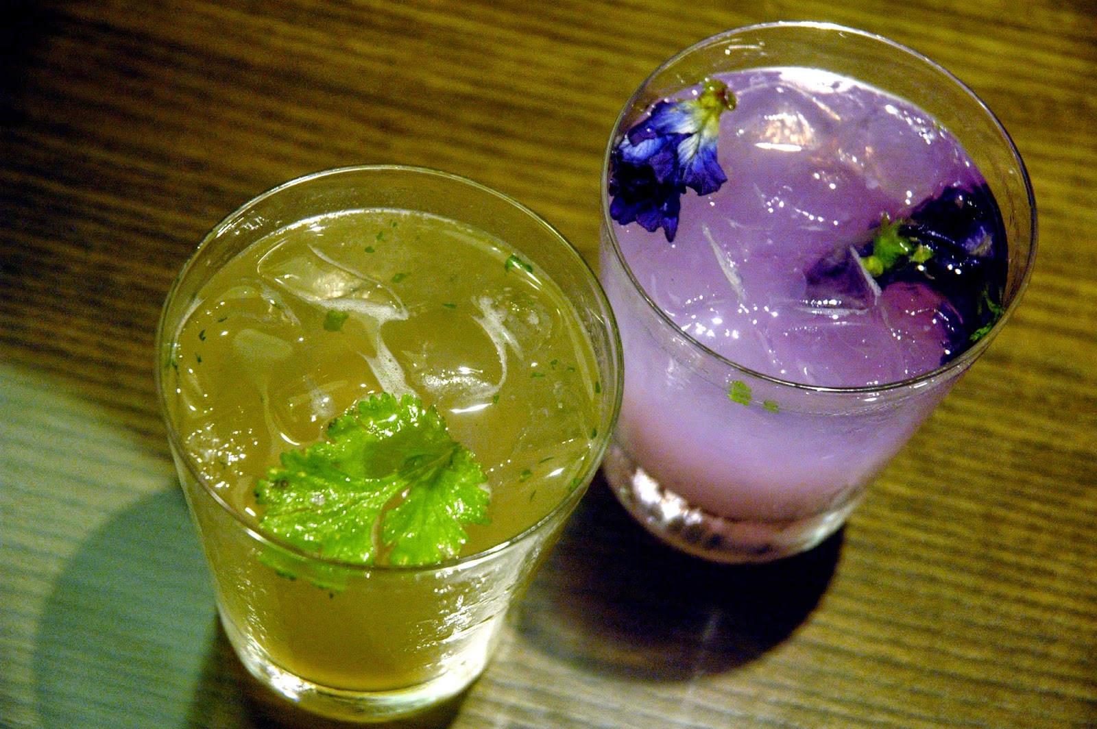 DUDE FOR FOOD: Cocktails, Bar Chow, and a Cool Vibe at The Gilarmi Lounge