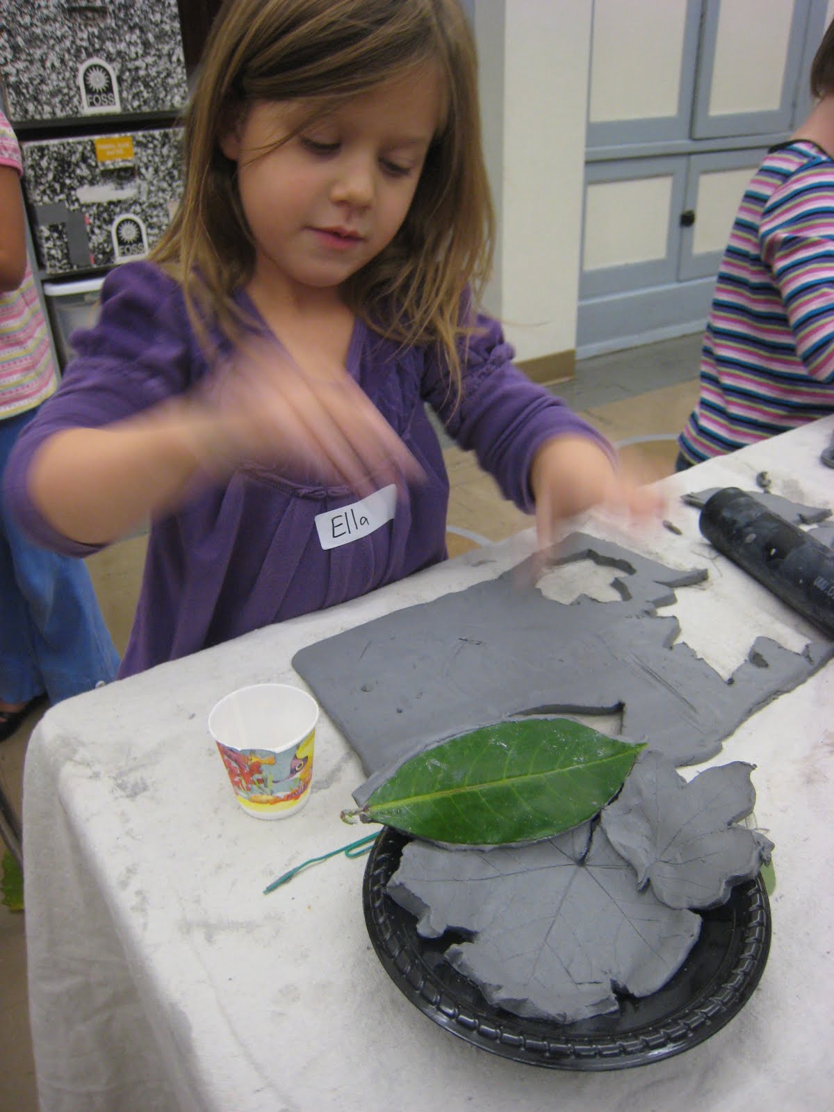 Children's Art Classes: Ceramic Leaf Bowls