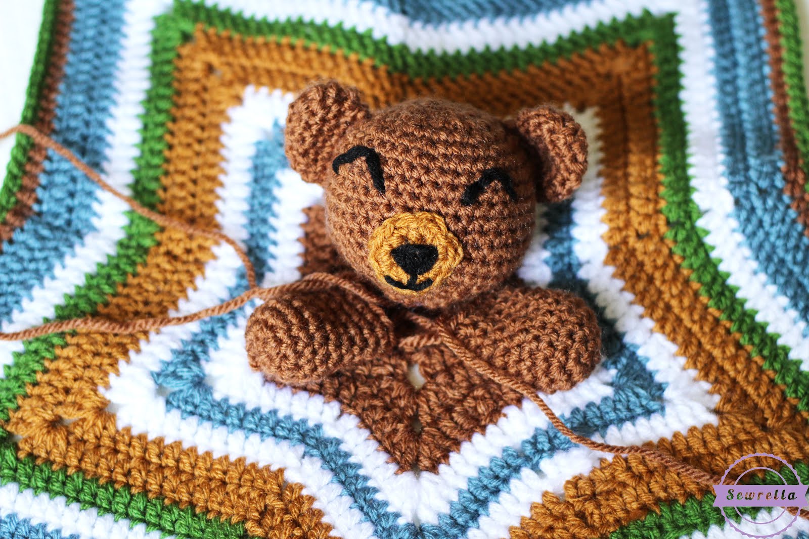 The Cuddliest Crochet Bear Lovey • Sewrella