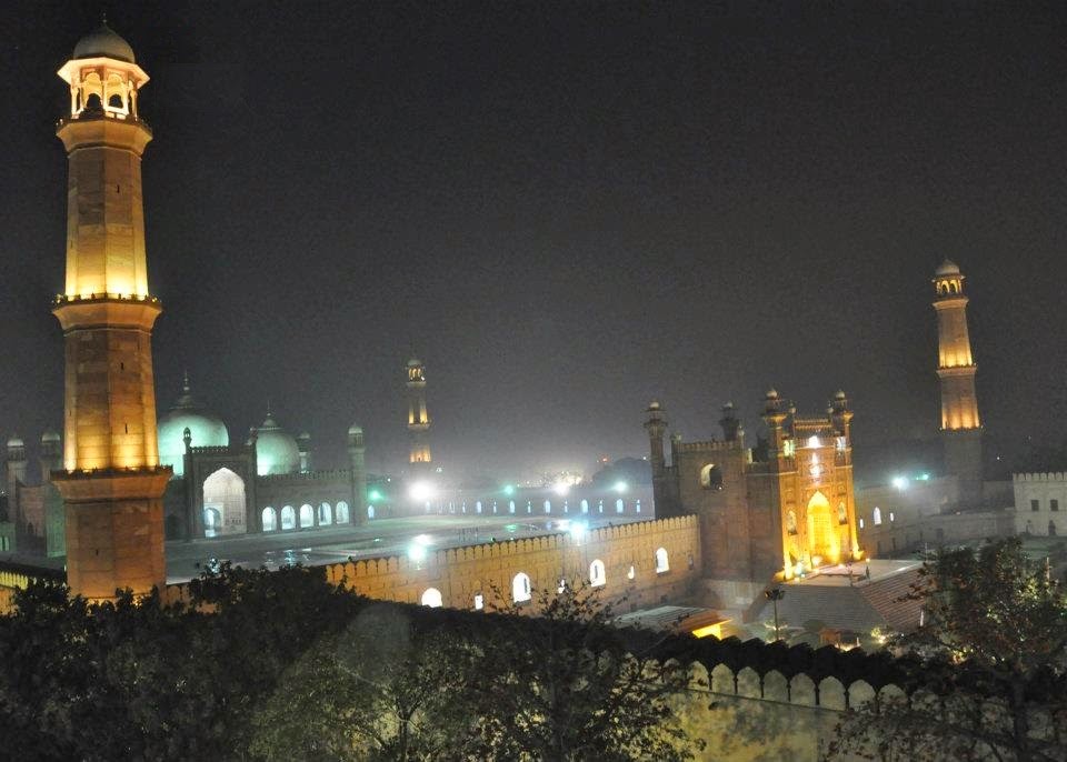 Badshahi Mosque, Lahore-Punjab, Pakistan - Exploring Spectacular Pakistan