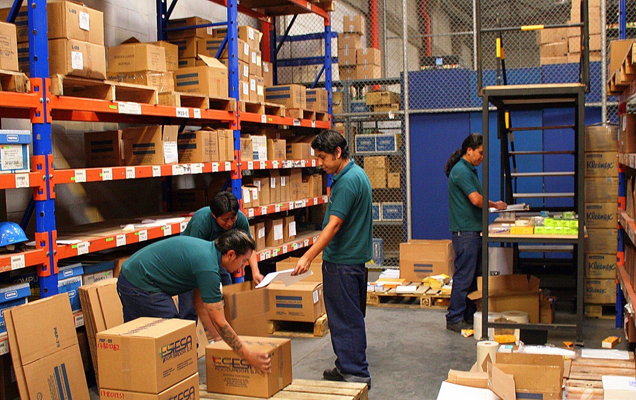 LIVE TO PLAY SPORTS SOLICITA TRABAJADORES DE ALMACÉN PARA CARGAR ...