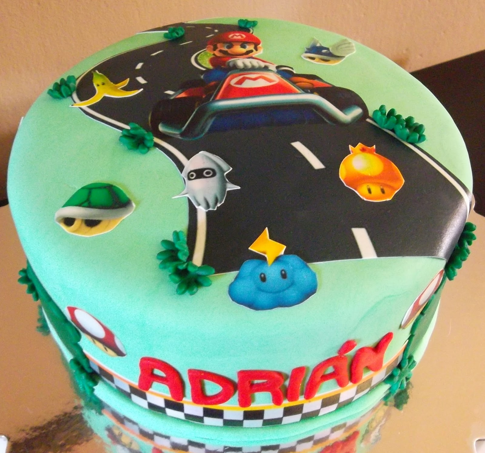 CREMA Y CHOCOLATE: TARTA SUPER MARIO KART
