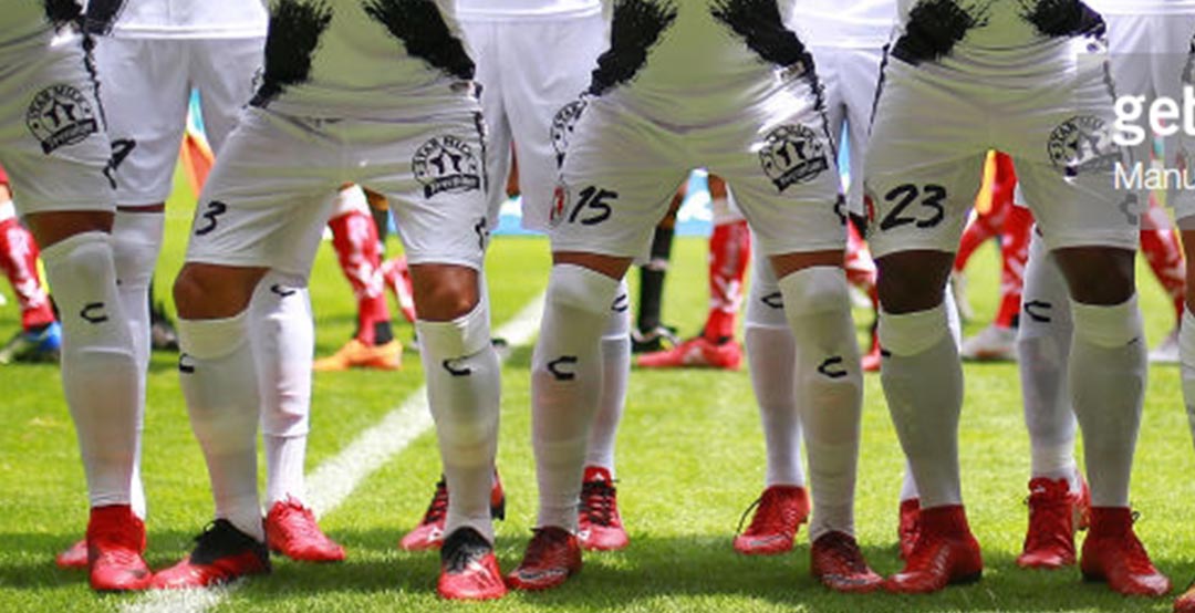 Only Red Boots Allowed - Unique Custom Club Tijuana 2018-2019 Boots ...