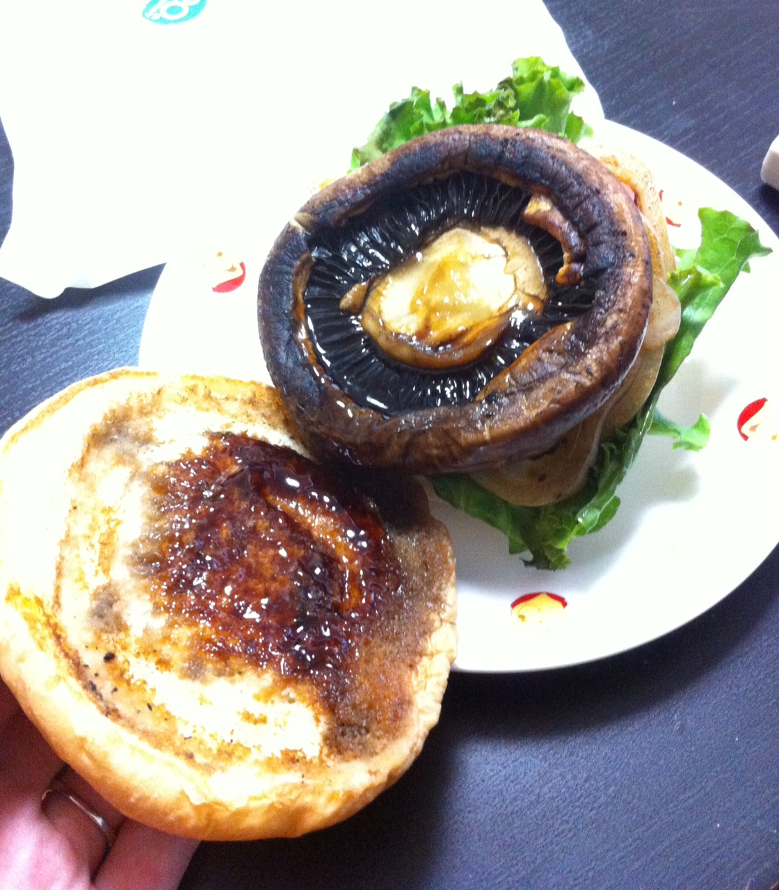 Humongous Mushroom Burger / ベジタブルバーガー「マッシュルーム」 ~ I'm Made of Sugar ...