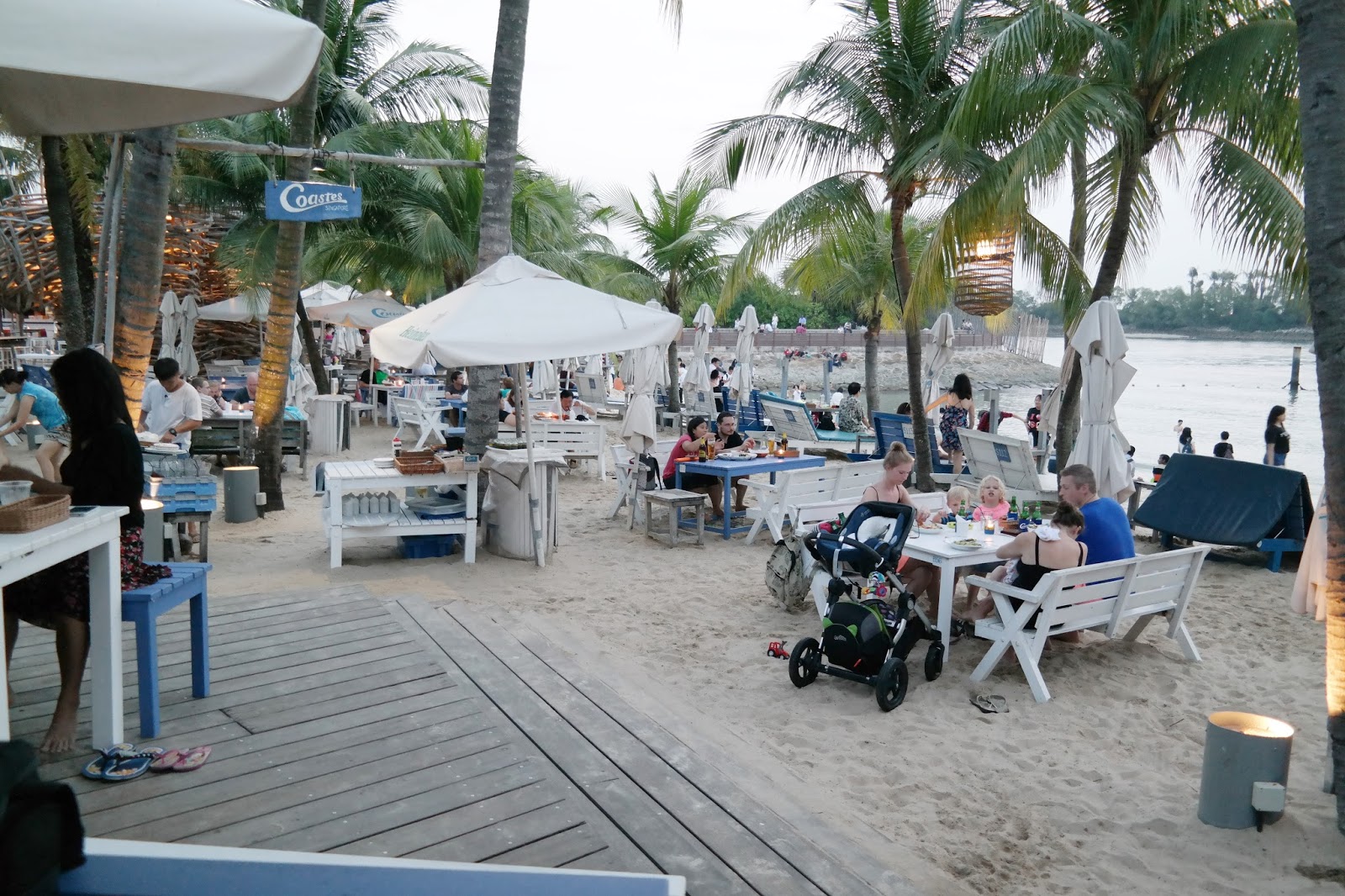 Ashlyn Thia: Coastes @ Siloso Beach Sentosa