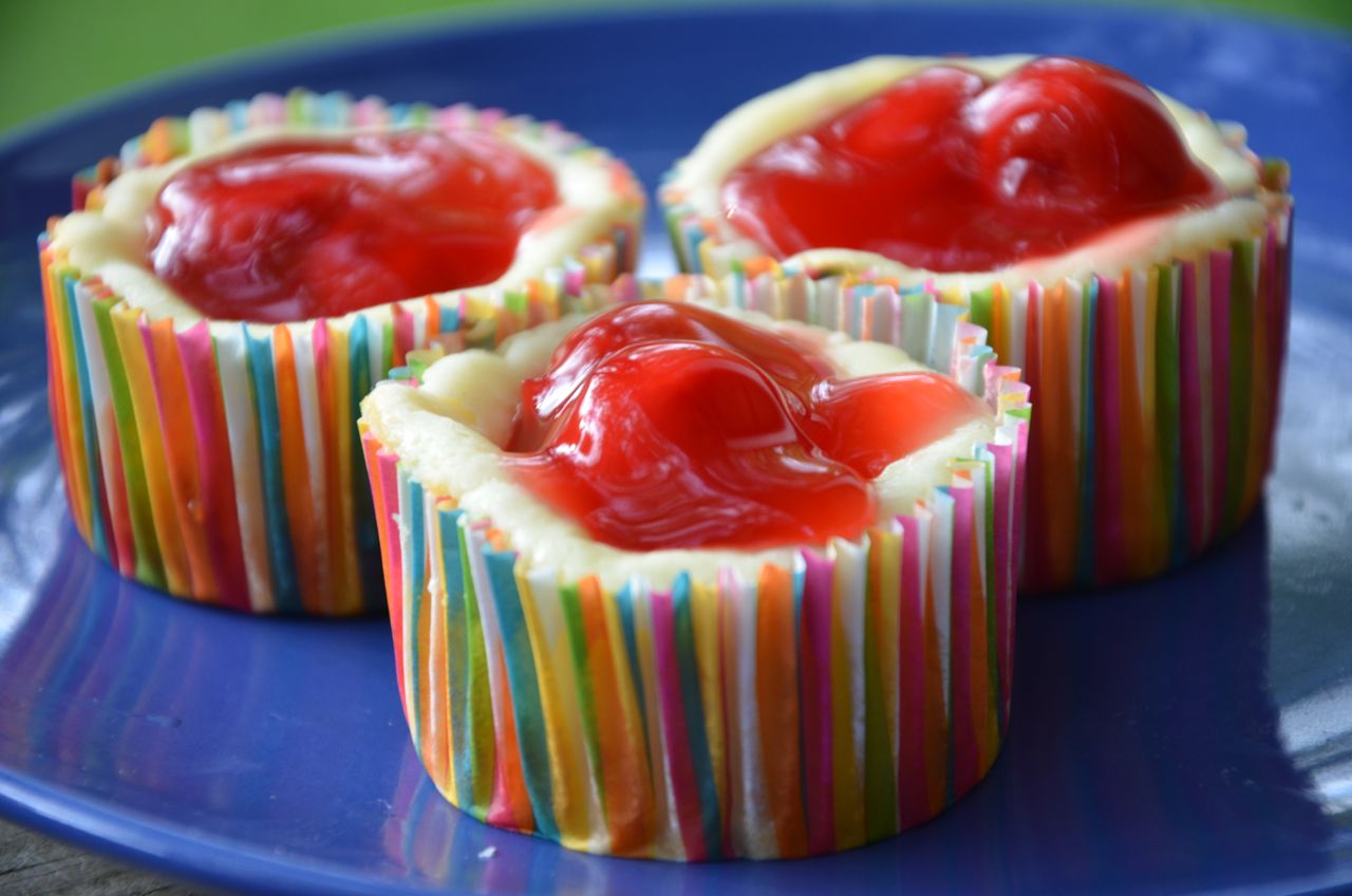 Recipe Shoebox: Super Easy Mini-Cheesecakes