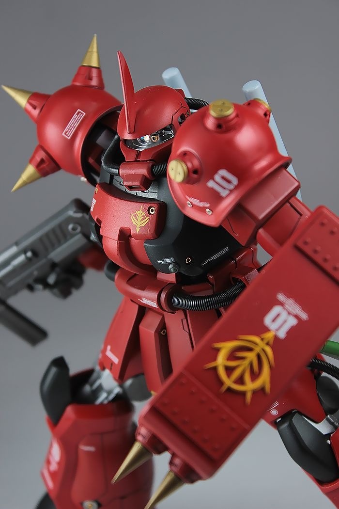 Custom Build: MG 1/100 Johnny Ridden's High Mobility Zaku II "RED ...